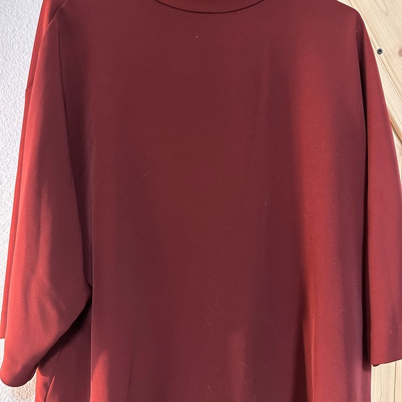 Uniqlo | Tops | Uniqlo Red Oversized Blouse With 34 Sleeves And ...